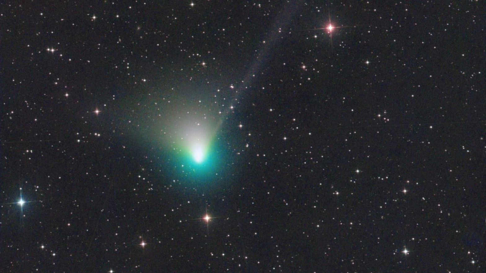 Comet Set To Pass Earth For First Time In 50,000 Years | Rock 95